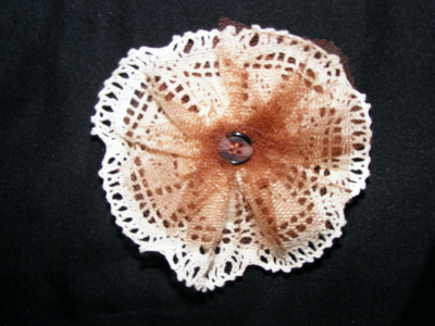 Poarta handmade!: BROSE SI ACCESORII HANDMADE