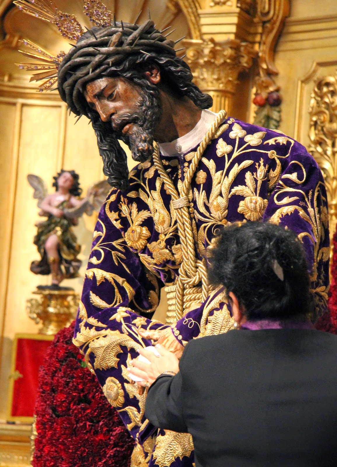 REPORTAJE: Besamanos del Gran Poder