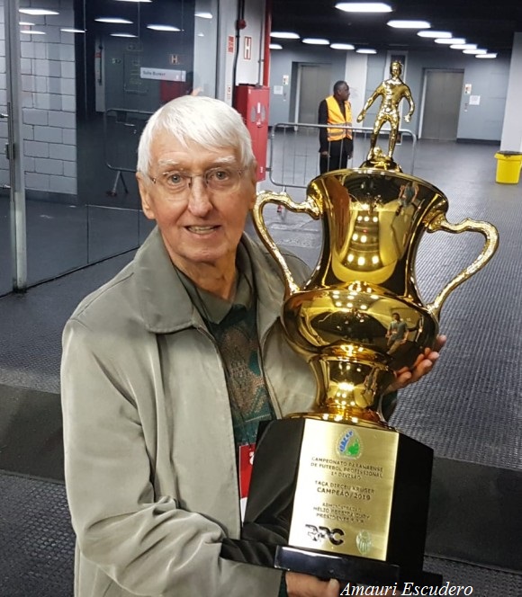 Maior ídolo do Coritiba, morreu Dirceu Kruger