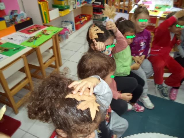 .~~kindergarten teacher ~~ΝΗΠΙΑΓΩΓΟΣ.....ΧΡΩΜΑΤΑ ΚΑΙ ΑΡΩΜΑΤΑ ...