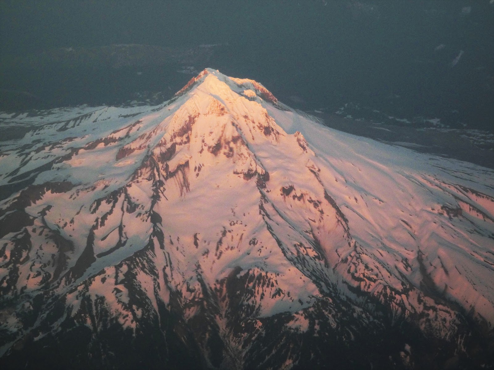 Geotripper: America Has Other Volcanoes: Airliner Chronicles Visits Mt ...