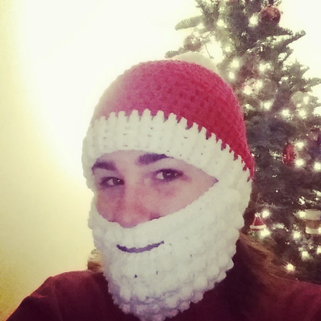 Kristen's Crochet: Santa Face! Beanie with pom pom and beard