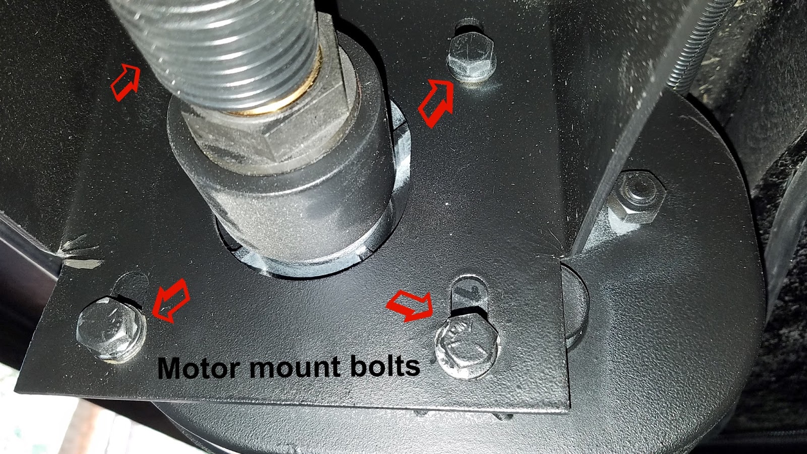 RV Life in the Slow Lane: Electric slide out motor mounts: check the bolts!