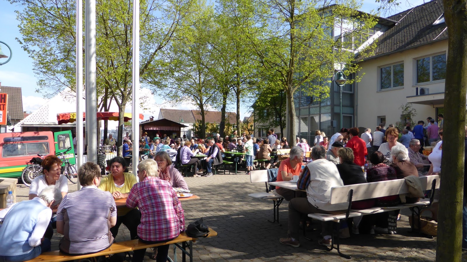 Neues aus Hartheim am Rhein: Markteröffnung in Hartheim.