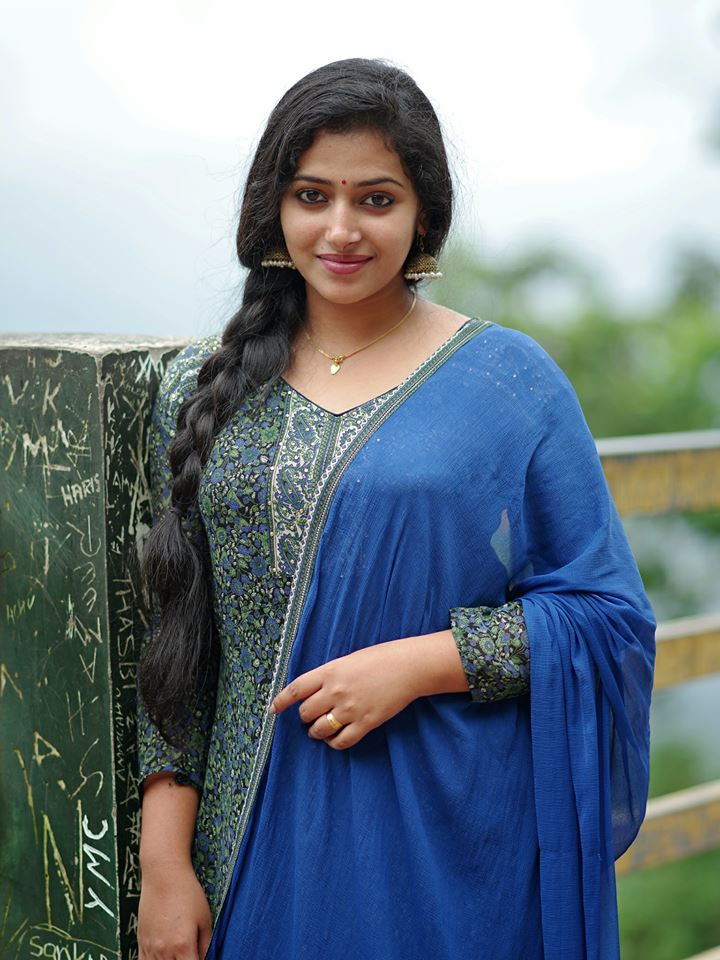 Anu Sithara Hollywood Actress Photos Hd Photos Saree Photoshoot - Riset