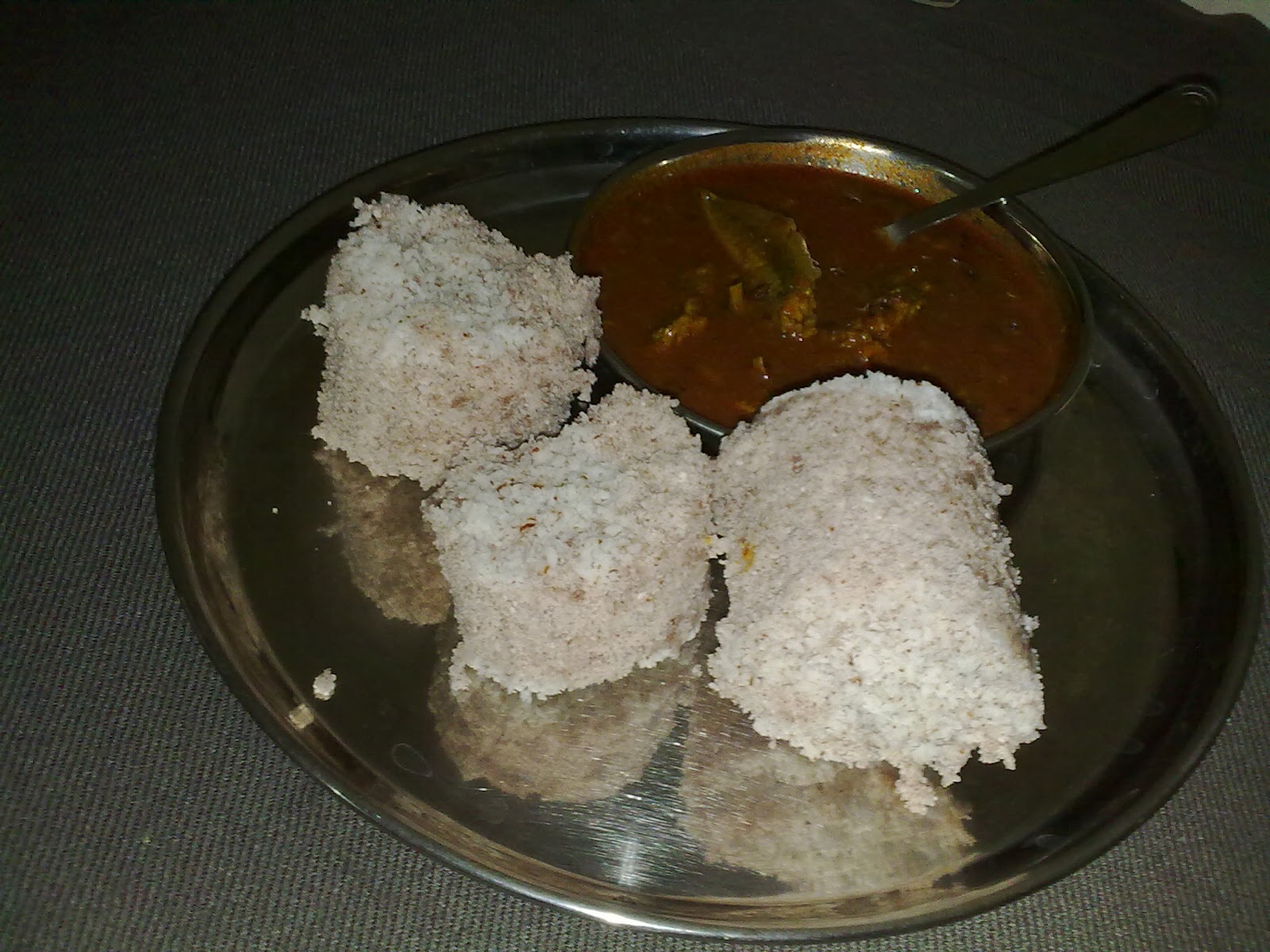 Kerala - Thani Nadan Foods: Chemba Puttu and Fish Curry