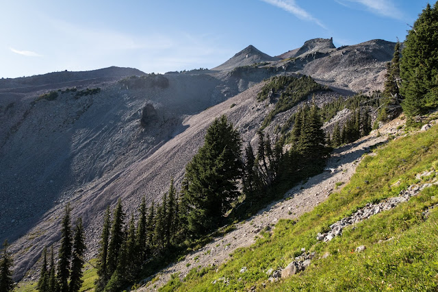 Eric's Hikes: Goat Rocks Wilderness: Goat Lake Loop and Old Snowy