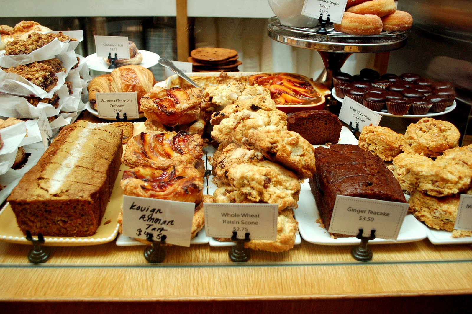 A Bit of Sparklefarkle: {Huckleberry Bakery and Cafe}