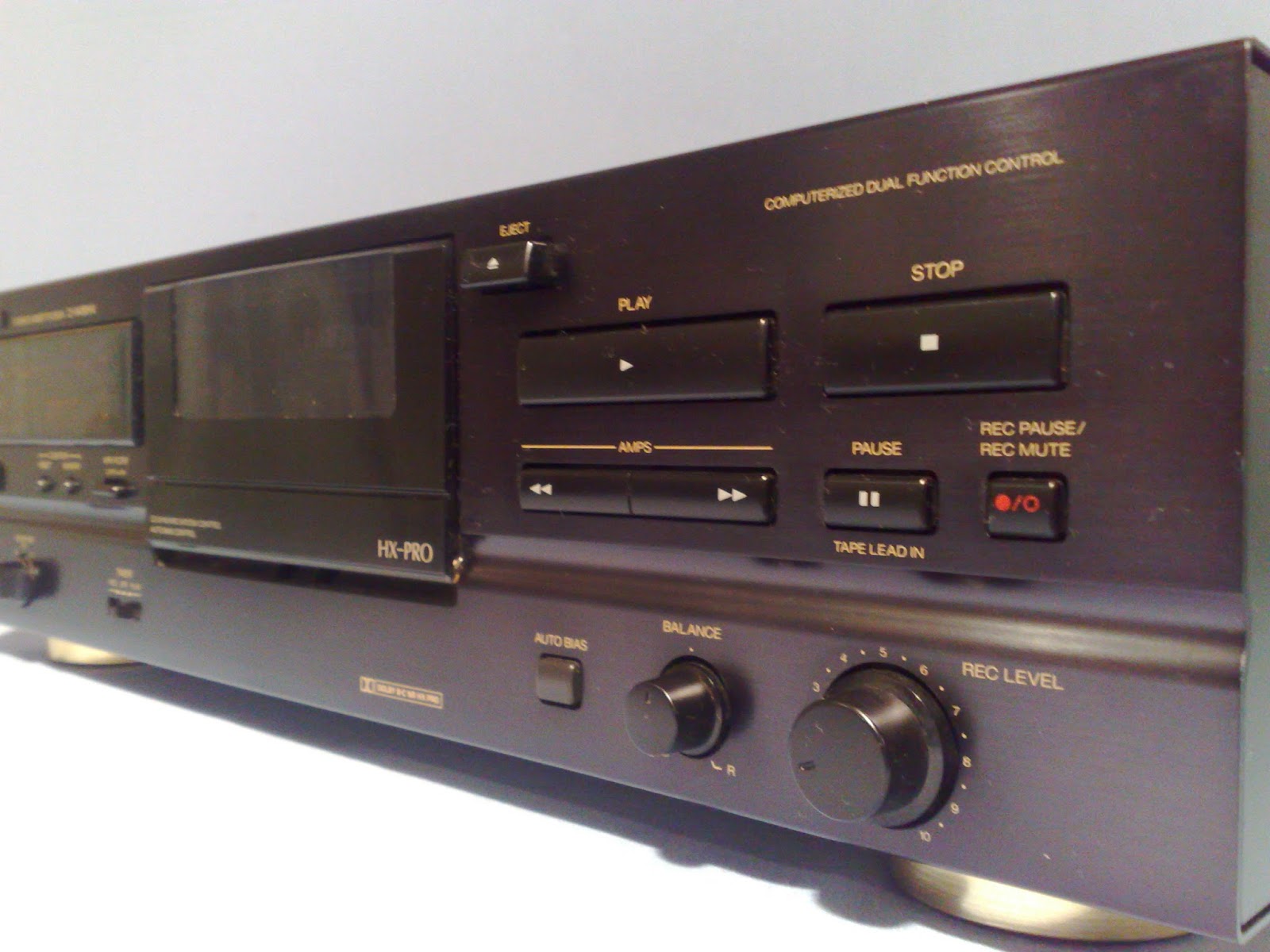 TOM's TECH TOYS: SANSUI STEREO HI-FI