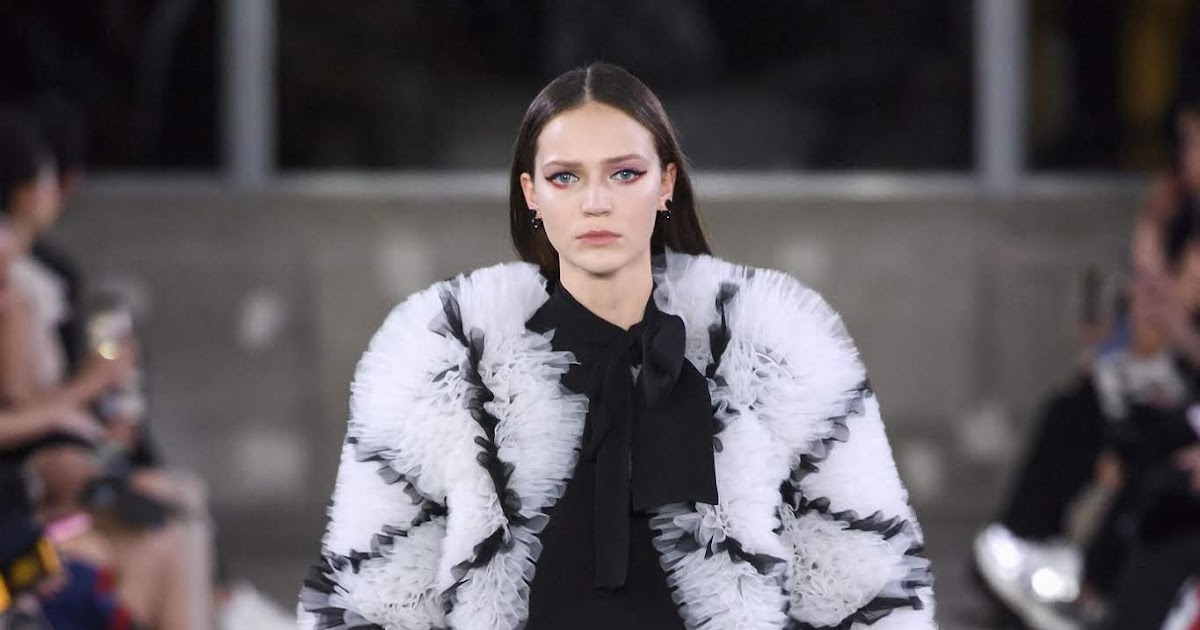 Modelrecs - The Fashion Week Website