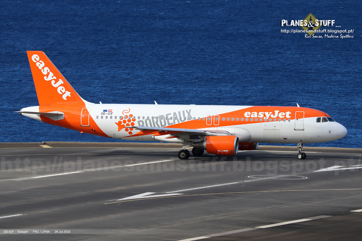 Easyjet Bordeaux special livery