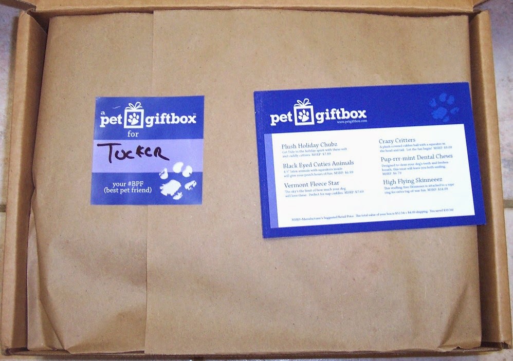 Lone Star Shopper: Pet Gift Box Review, December 2014 + FREE First Box ...