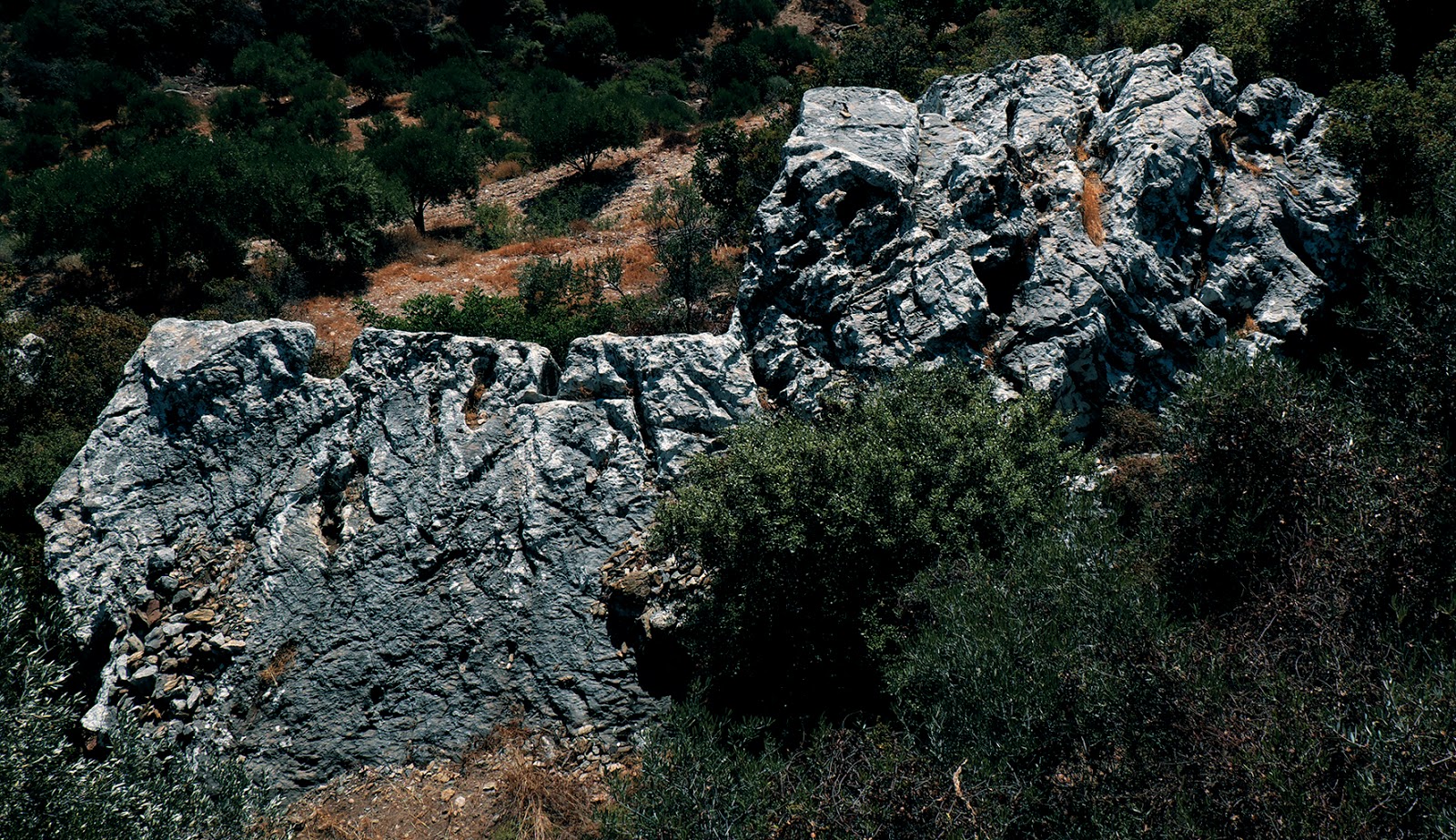 Τα Αρχαία λατομεία Σητείας Λασιθίου (ΙI) - Ελληνικός Ορυκτός Πλούτος