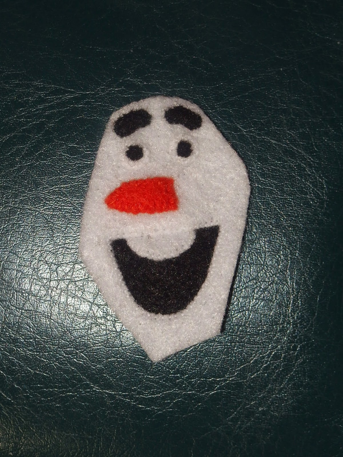 Fans of Carolyn DeAngelis Felt Ornaments: Olaf from "Frozen"