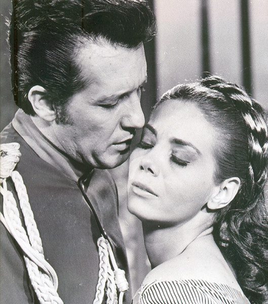 Mundo de letras: A 15 años de su partida: Mariano, Amelia y Miguel