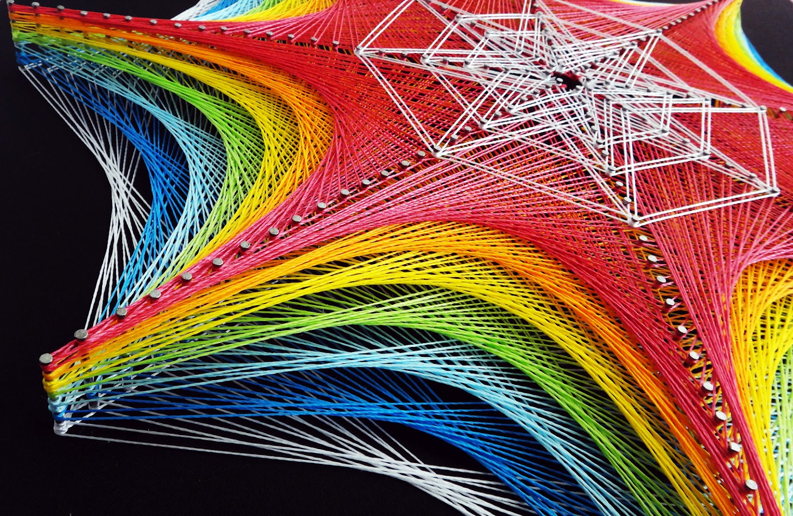 Aline Campbell: string art