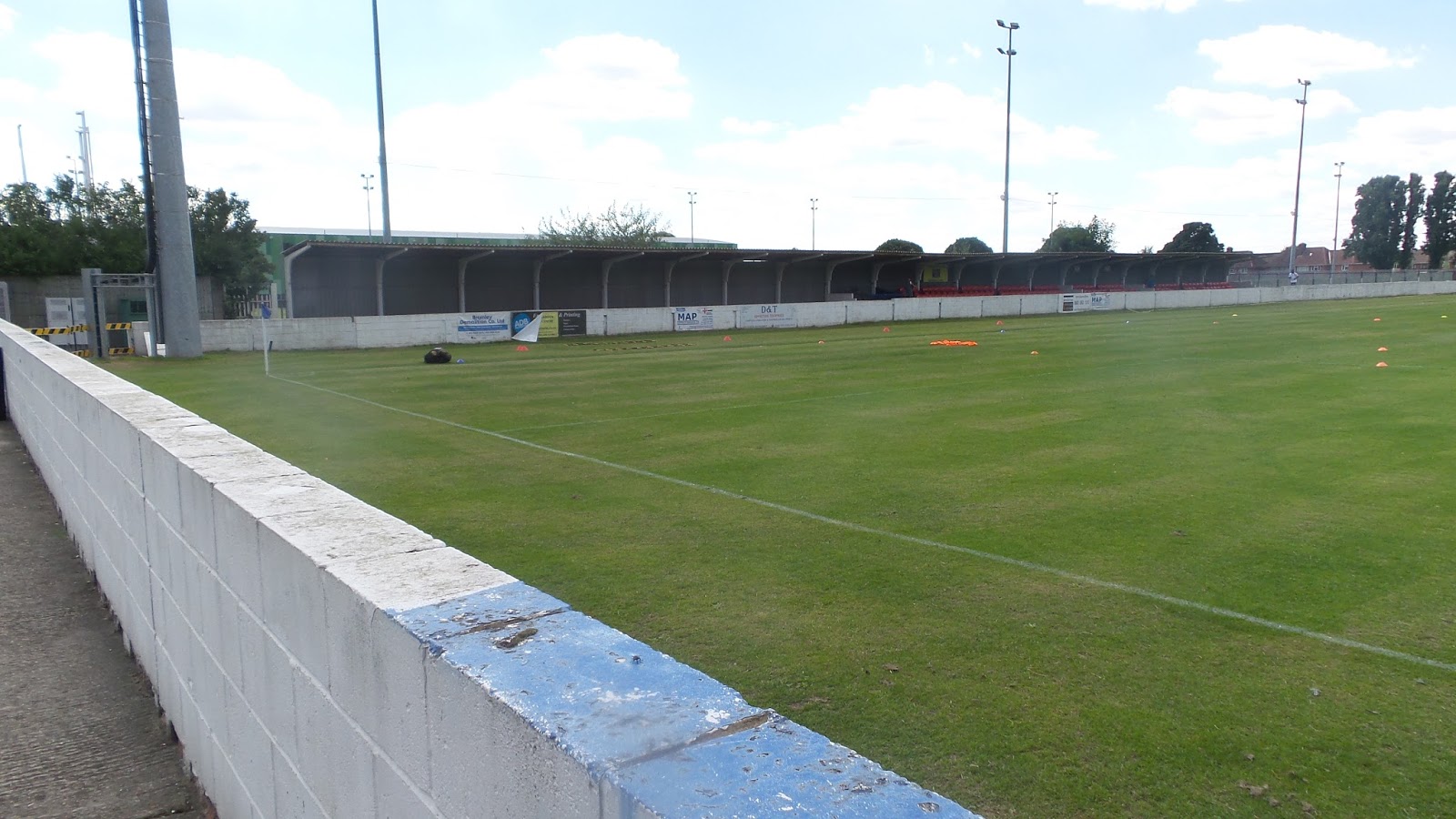 The Wycombe Wanderer: Barking FC - Mayesbrook Park