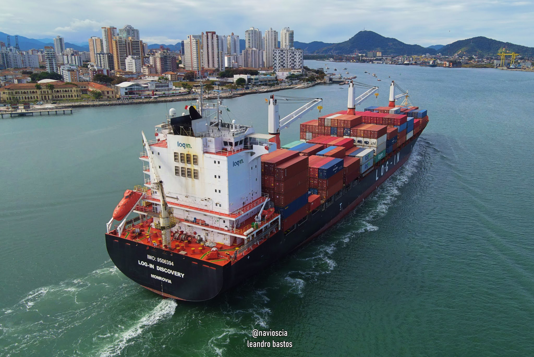 Navios de Santos & CIA: navio LOG-IN DISCOVERY