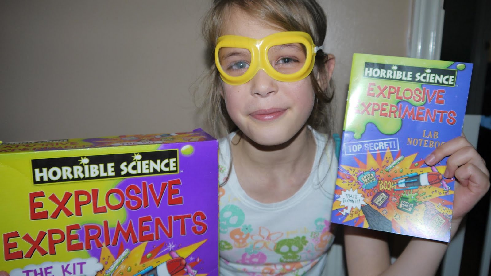 Inside the Wendy House: Horrible Science Explosive Experiments