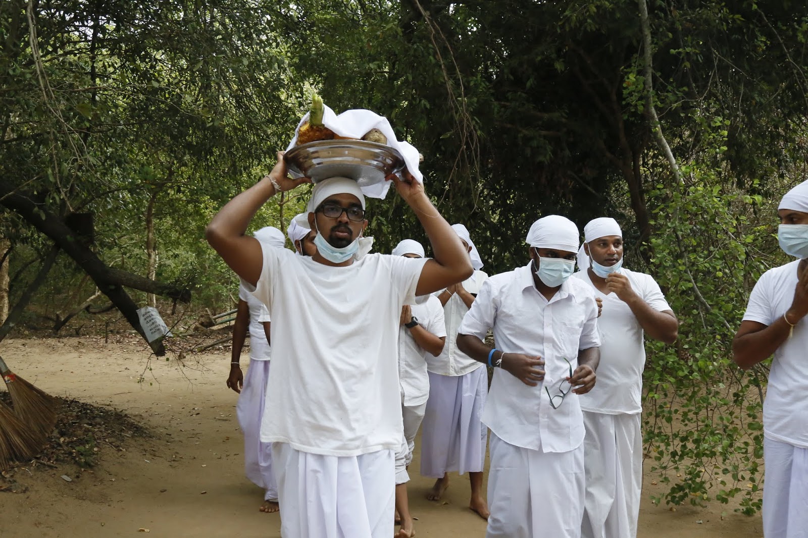 Posted by https://www.kabiliththalk.com/ at September 14, 2019