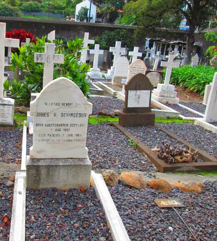 Gender and the sea: Lakonia victims resting in Madeira, 50 years on