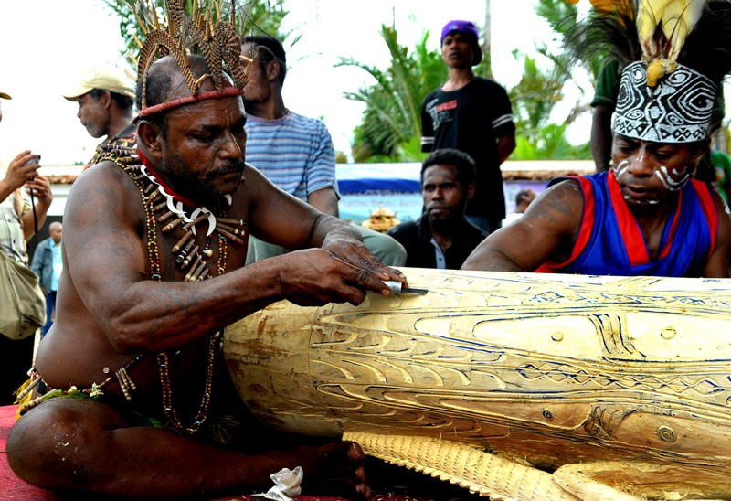 Unique Culture In Papua: Lake Sentani Festival