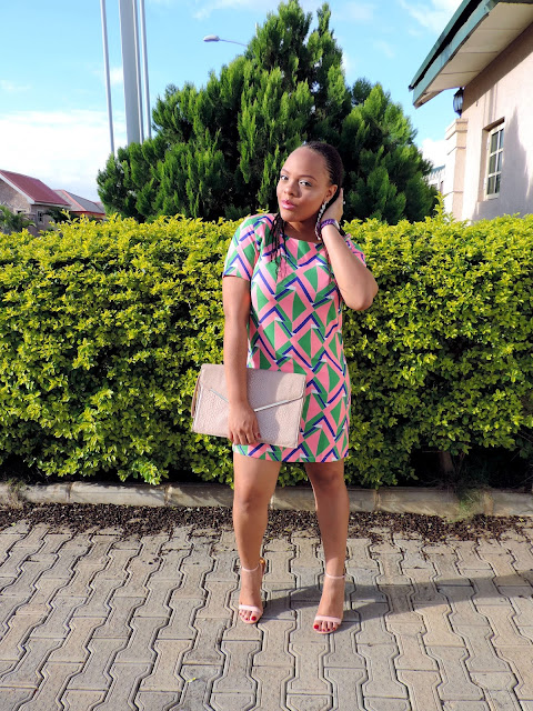 THE MULTI-COLOUR SHIFT DRESS TWO WAYS - The Style Cheapskate