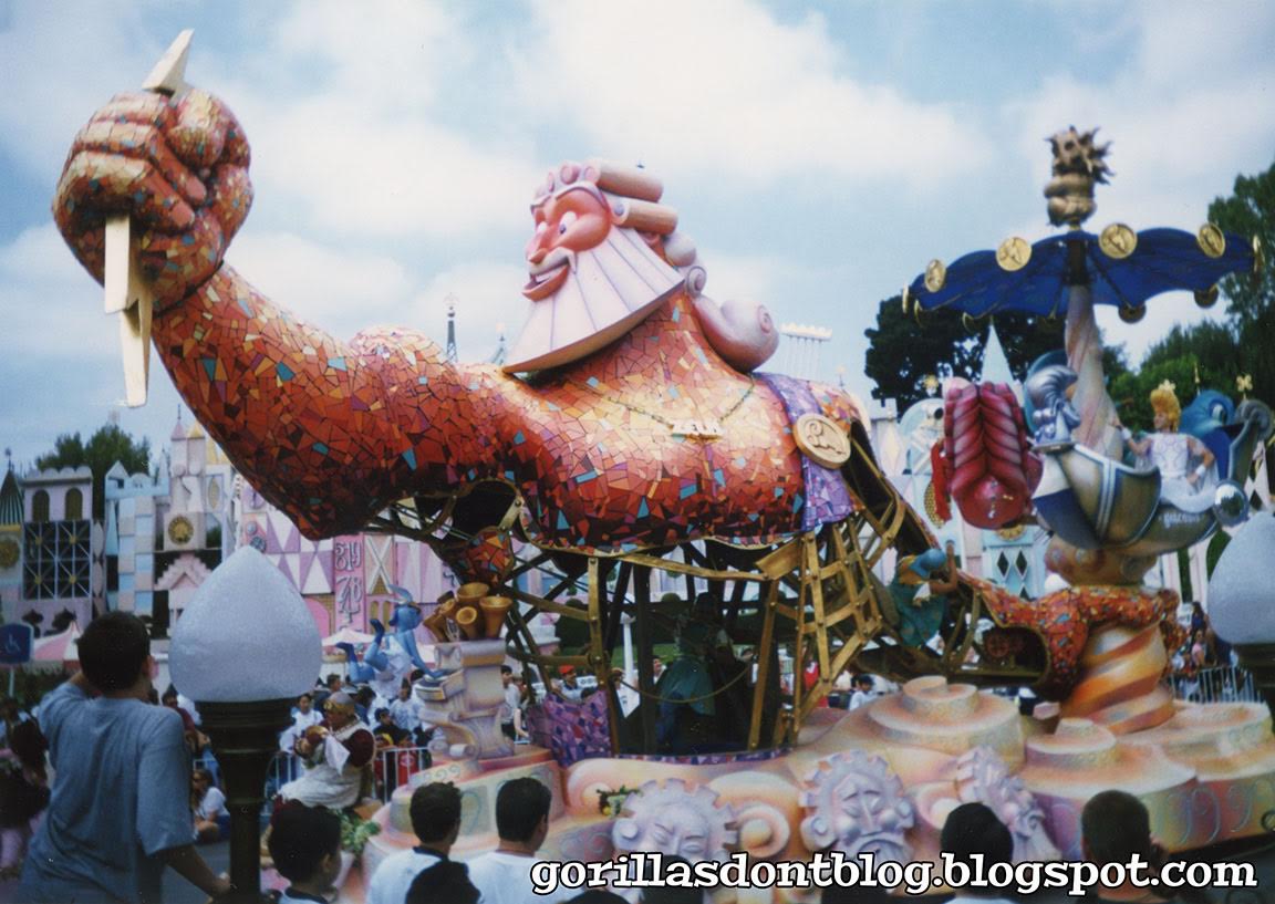 GORILLAS DON'T BLOG: Hercules Parade
