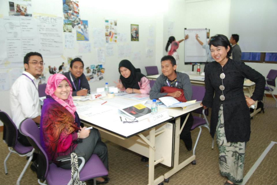 Behind the Truth & Possibilities : Skim Latihan 1 Malaysia Di bawah ...