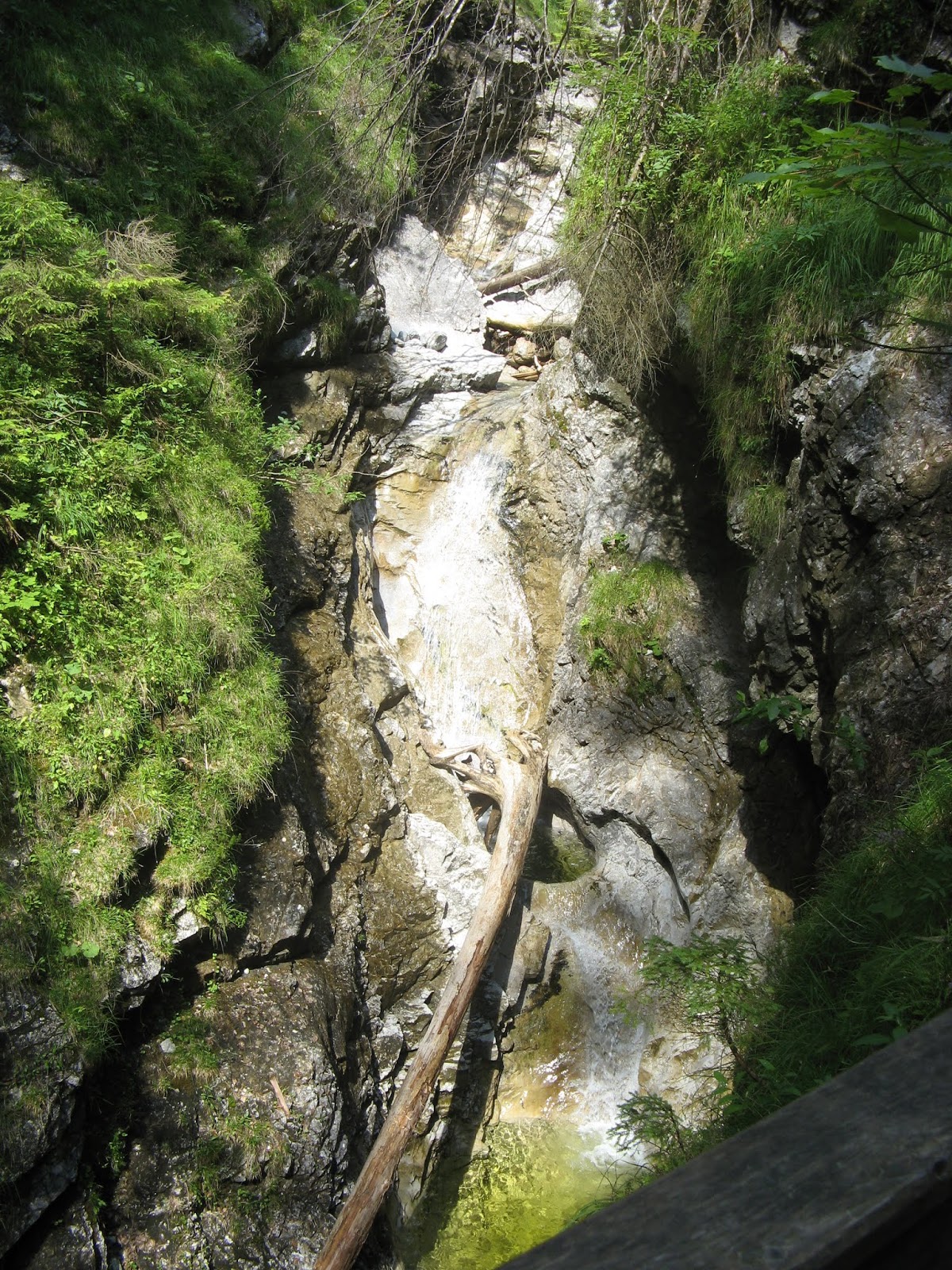 A jen tak mimochodem...: Rakousko: Soutěsky a jeskyně