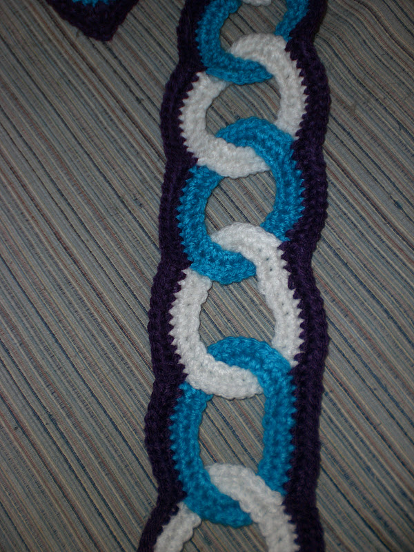 Tangles & Twists: Chain Link Scarf