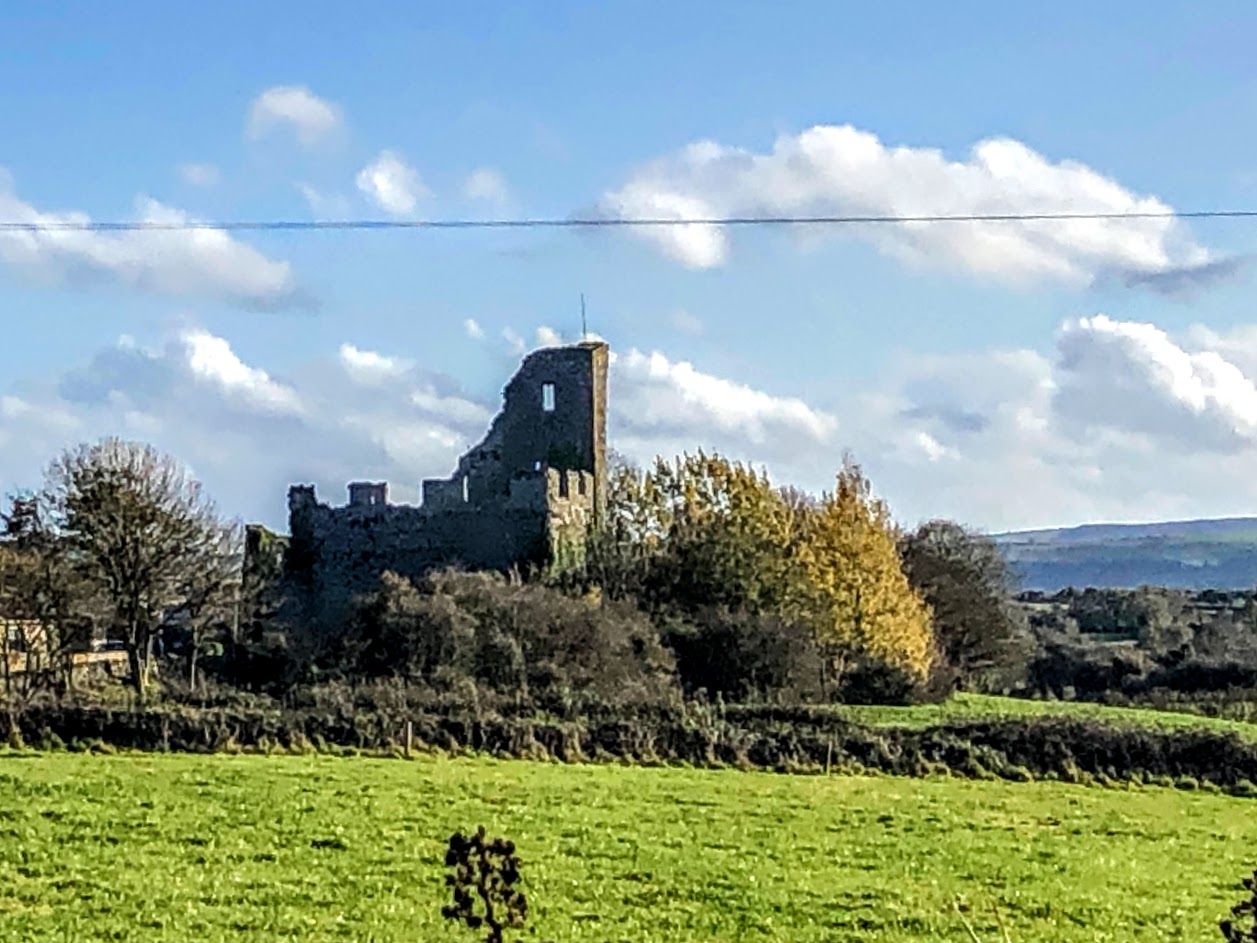 Patrick Comerford: Cappagh Castle and its tales of mediaeval knights ...