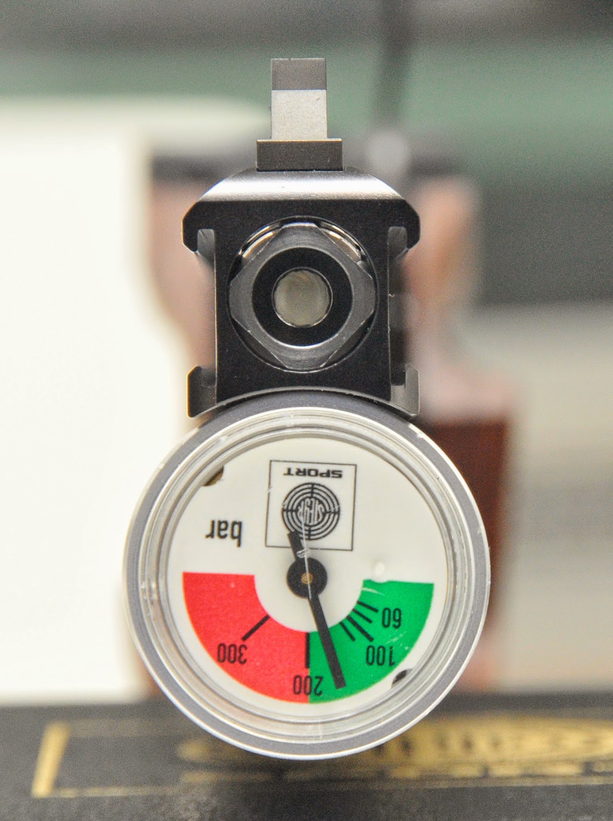 Piratices: Review - Steyr LP 10