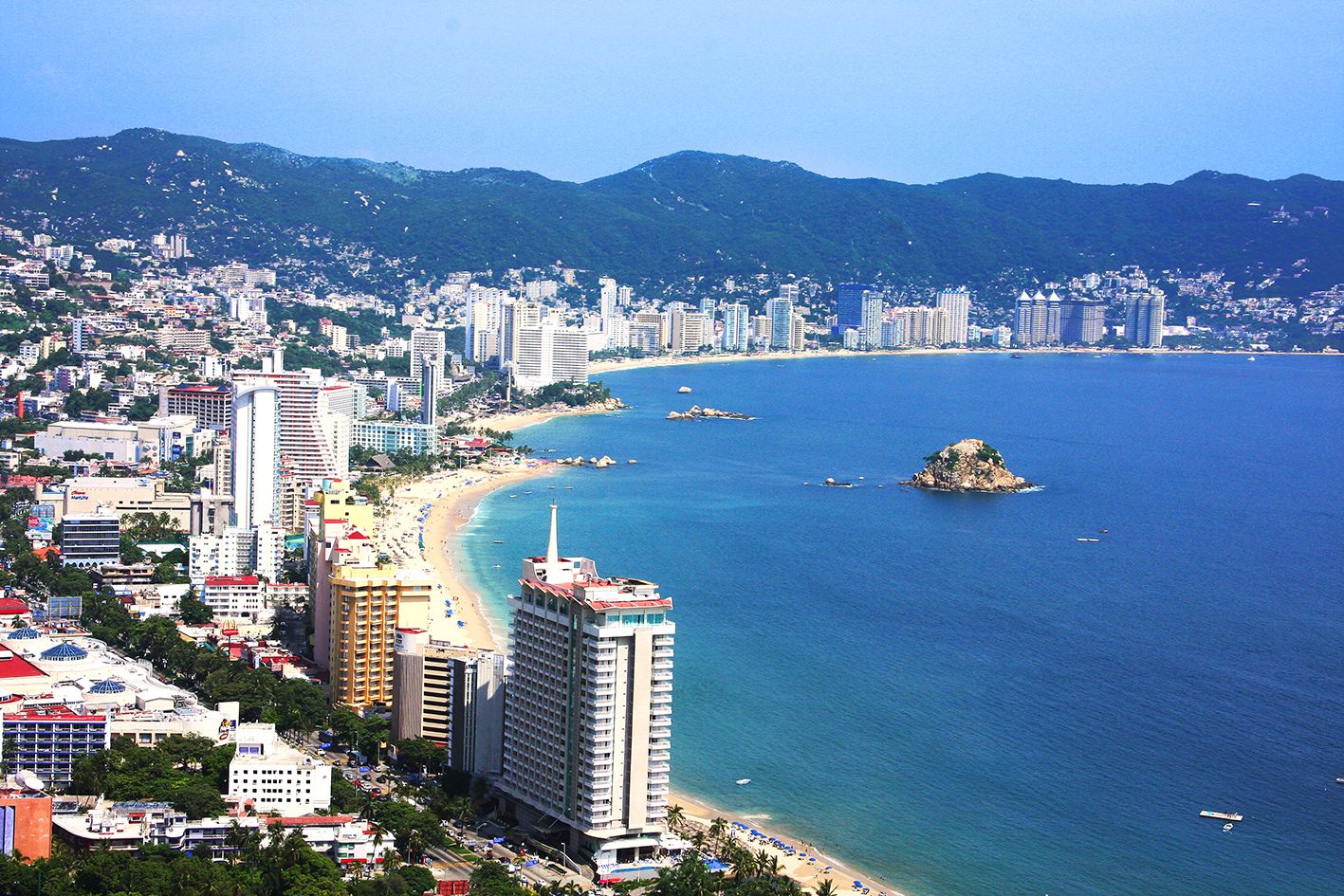 OFICIO TURISTA: Acapulco reabre sus espacios turísticos y capta 13% de ...