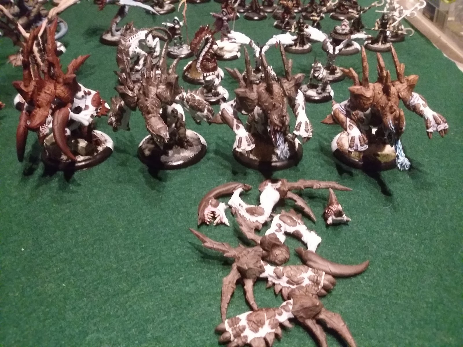 The Peasant Partisan: Well painted Legion of Everblight collection