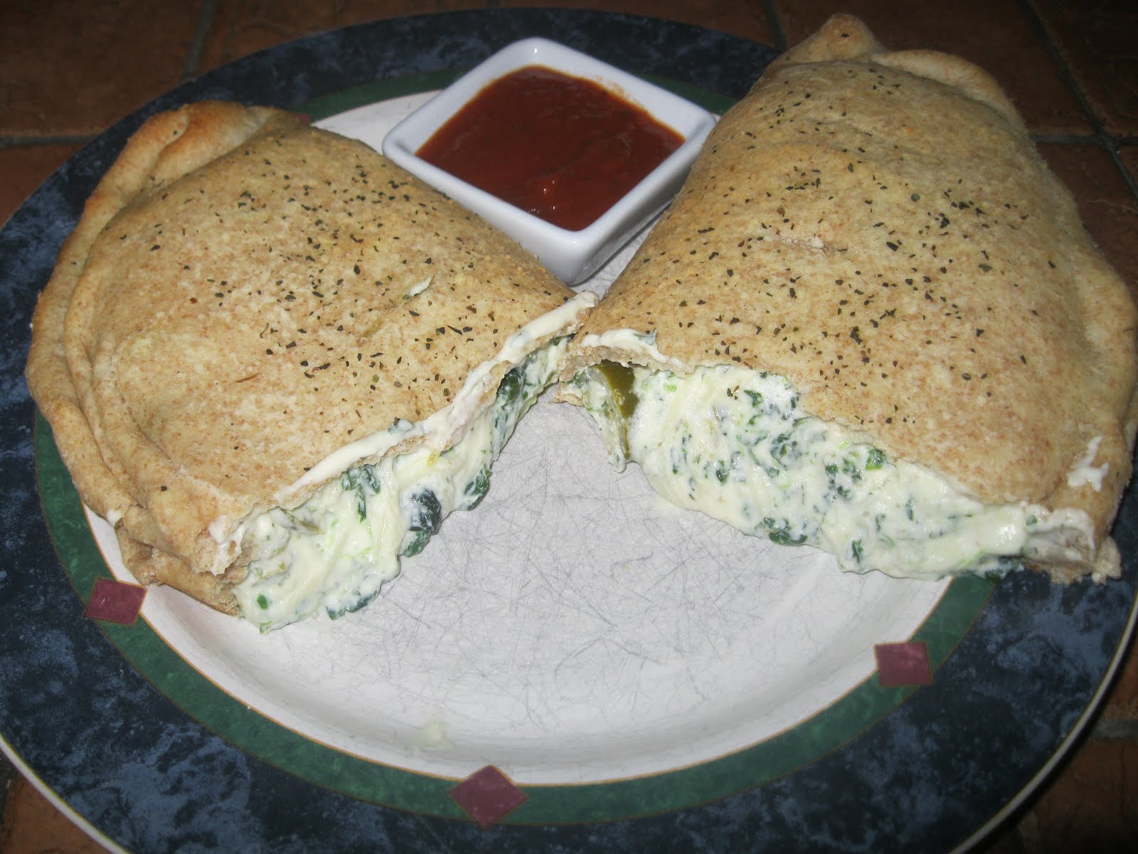 Aimee's Vegetarian Recipes: Aimee's Cream Cheese Calzones