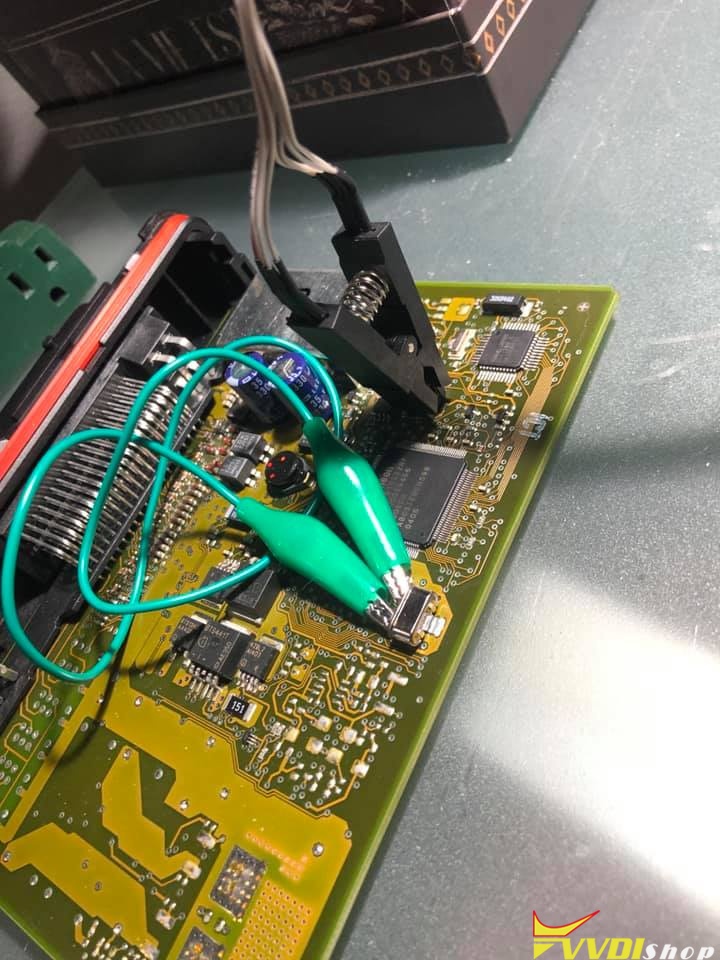 VVDI Prog Read Siemens Kessy Module 93C86 In Circuit-OBD365.com
