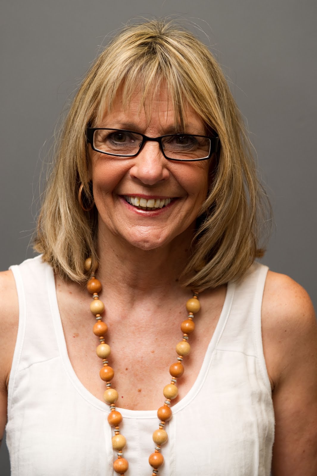 Miss Speculiar: WHO WILL IT BE?