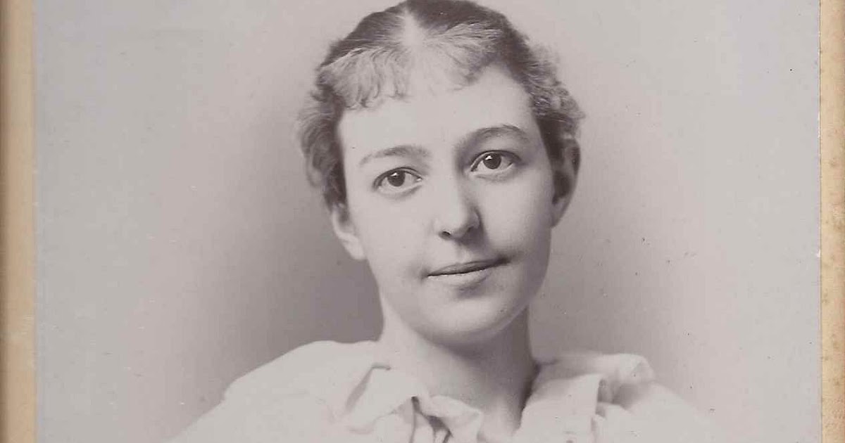 Heirlooms Reunited: 1894 Graduation Photograph of Amy Gertrude Foss ...