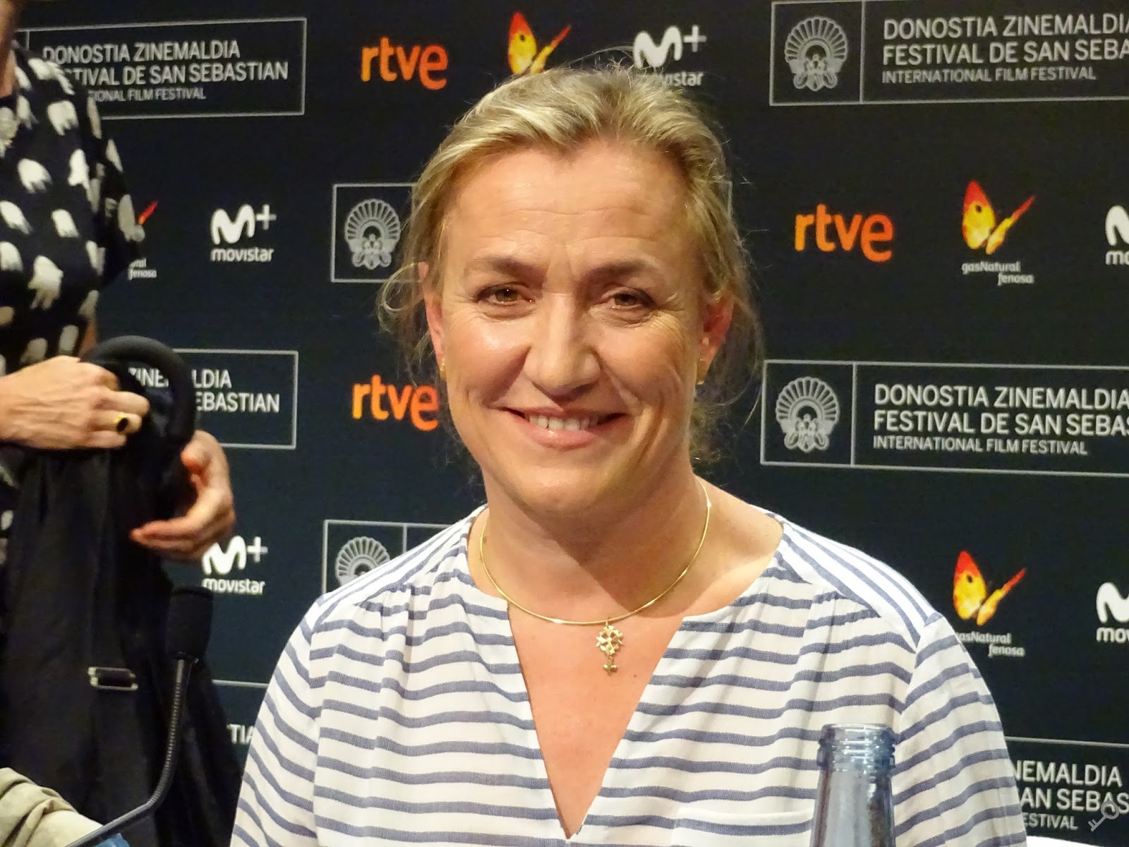 Zapato a la Cabeza: La fille de Brest: el cine europeo que no te da ...