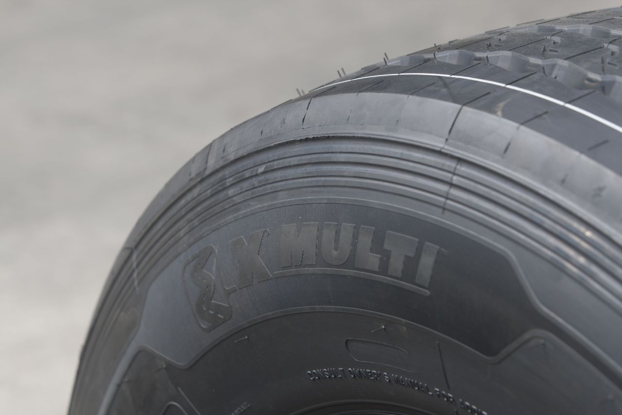 Revista Coche: Michelin lanza en España el neumático para transporte ...