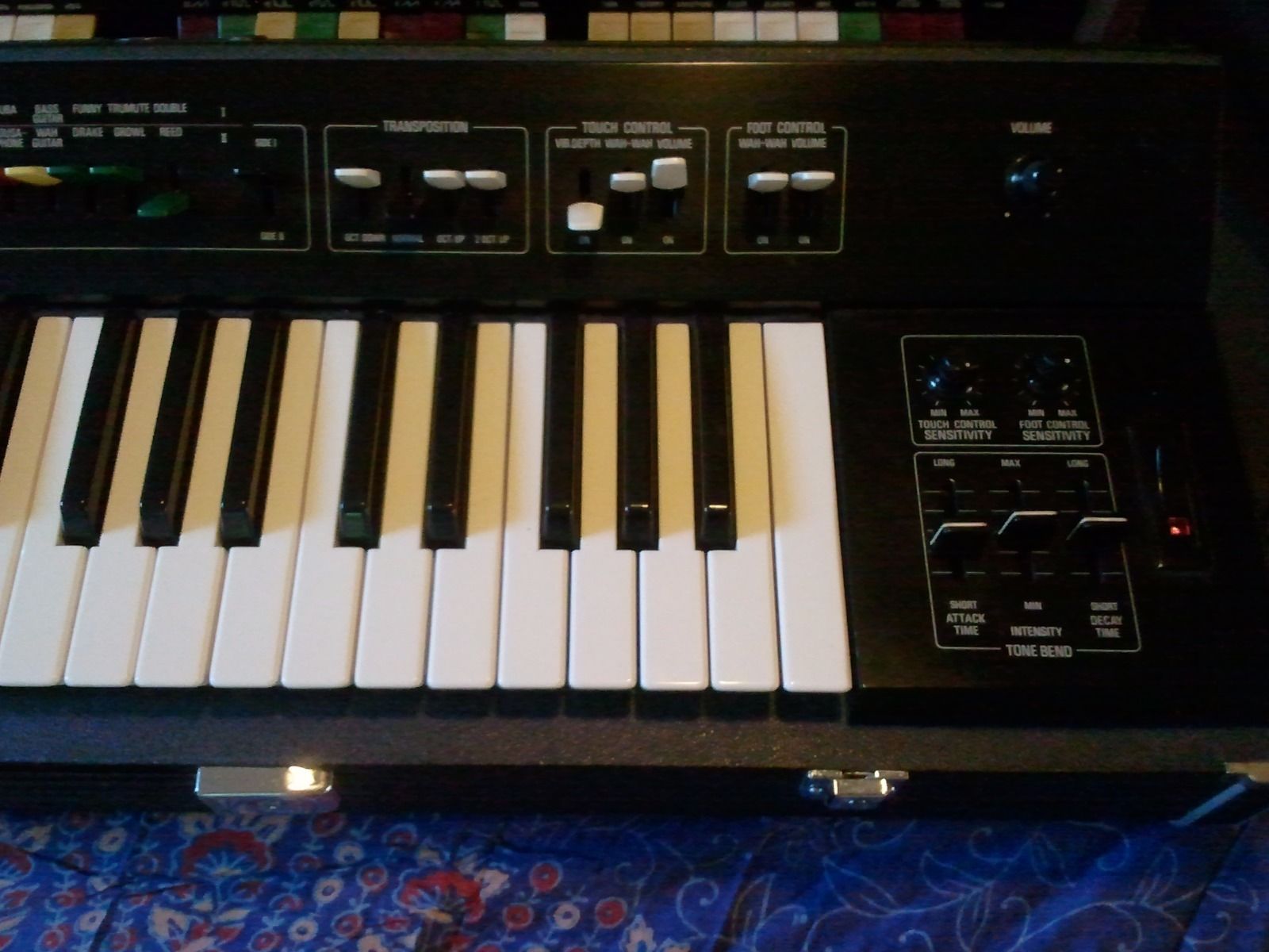 MATRIXSYNTH: Yamaha SY-2 Synthesizer