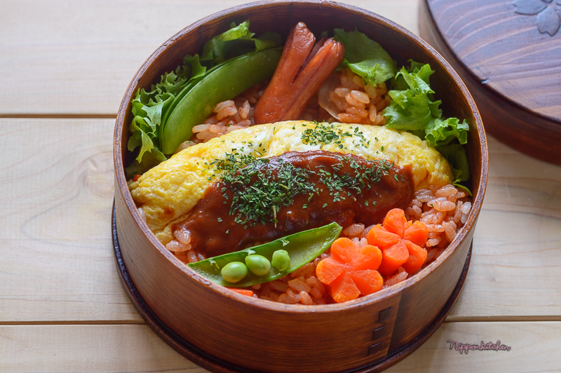 ข้าวห่อไข่เบนโตะ (Easy-Breezy Omurice Bento) - Nipponkitchen