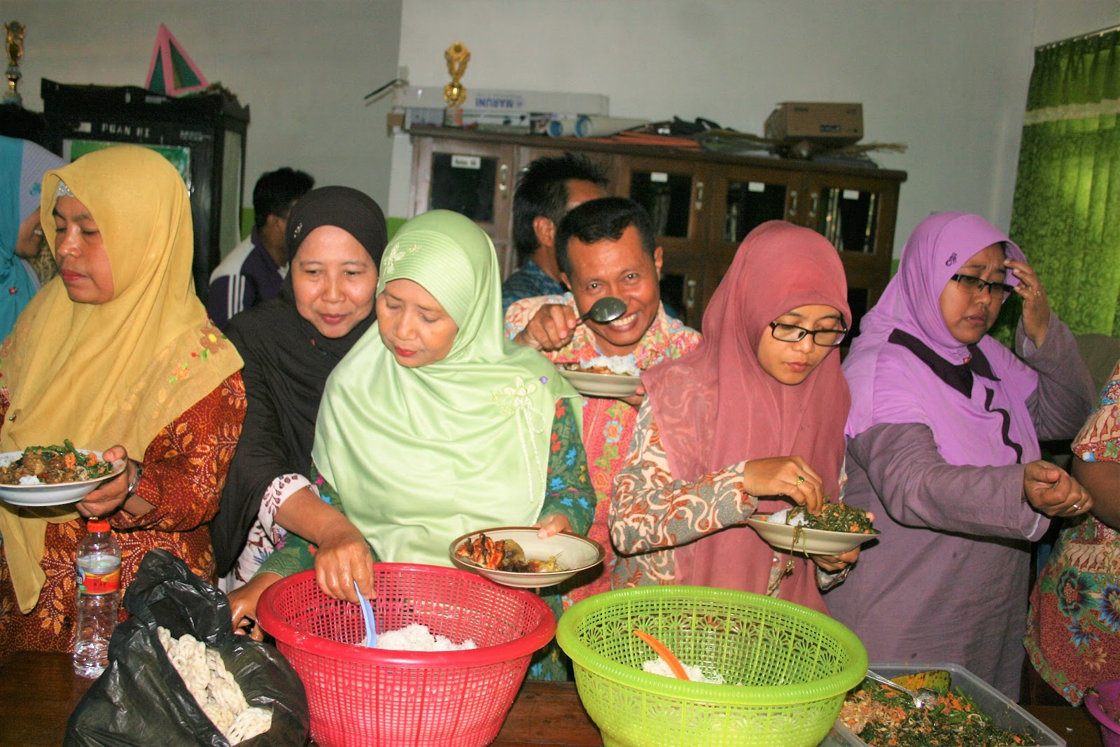 Syukuran Khatam Al Qur'an OWOJ MTsN 5 Nganjuk ~ Website MTsN 5 Nganjuk