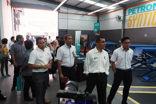 Motoring-Malaysia: PETRONAS Launches its First AutoExpert Service Centre in Collaboration with ...