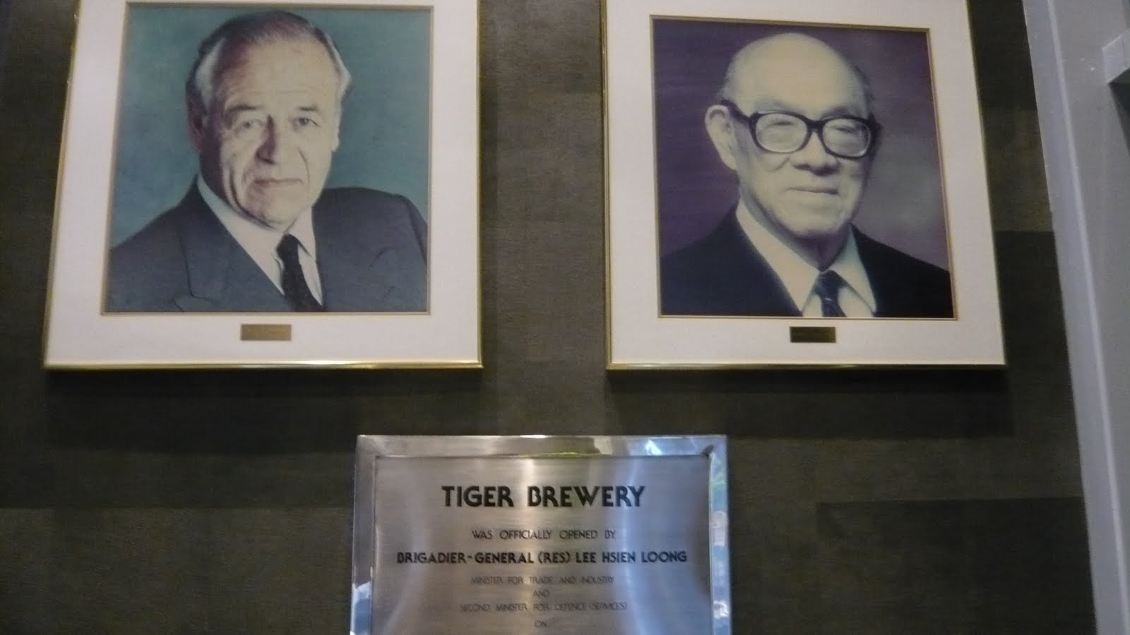 Singapore Local Tour: Educational Tour - Tiger Beer Brewery