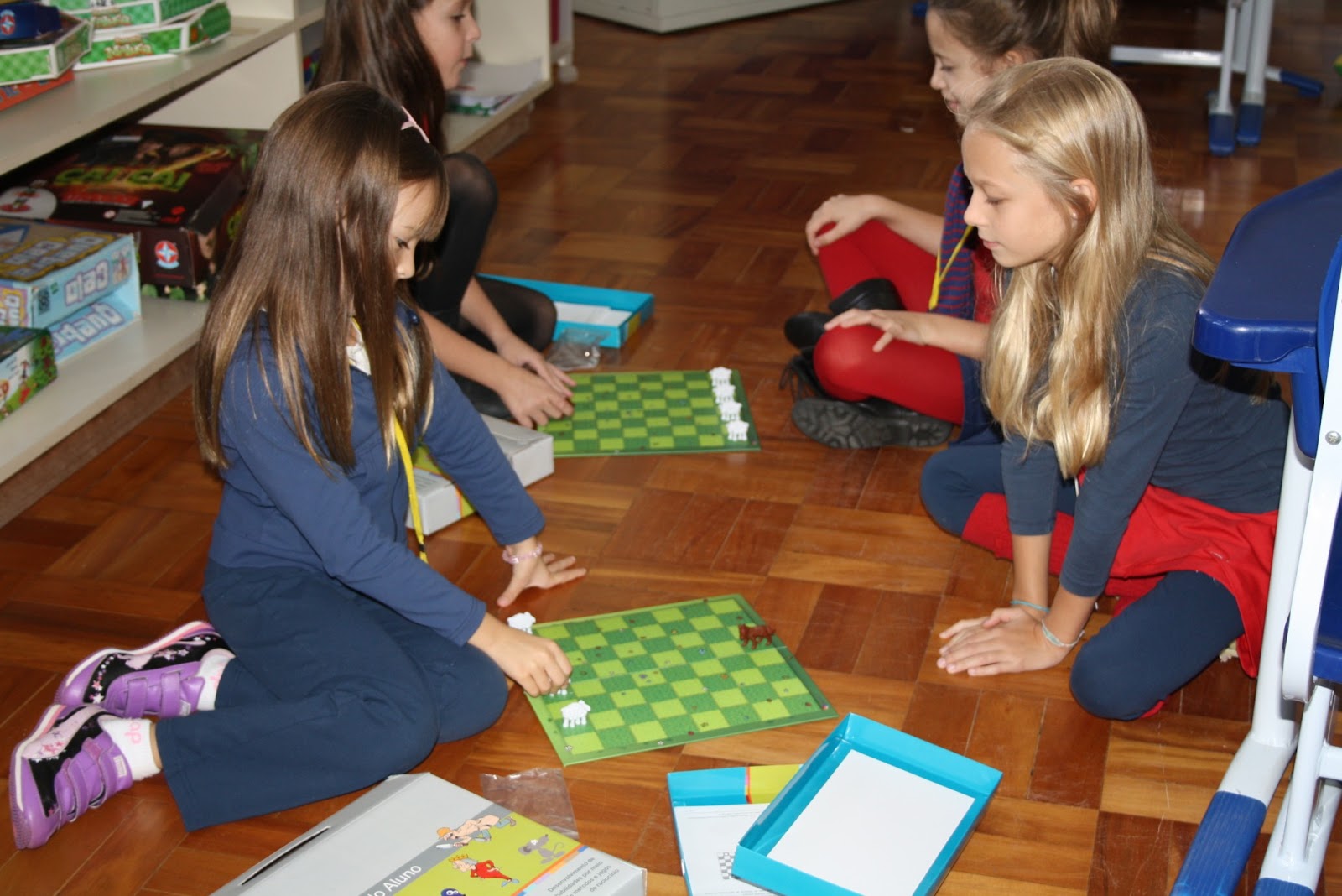 PRIMEIRO ANO C 2013: MINDLAB- PROJETO MENTE INOVADORA- AULA 1 (JOGO ...