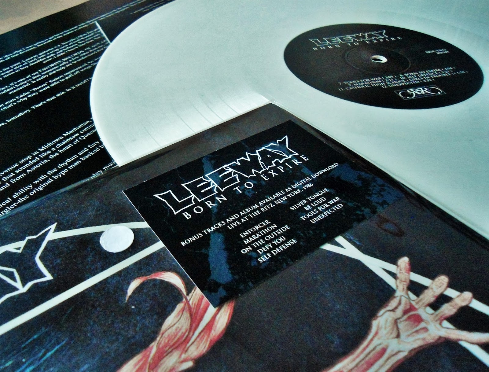 hardcore/metal vinyl: leeway - born to expire