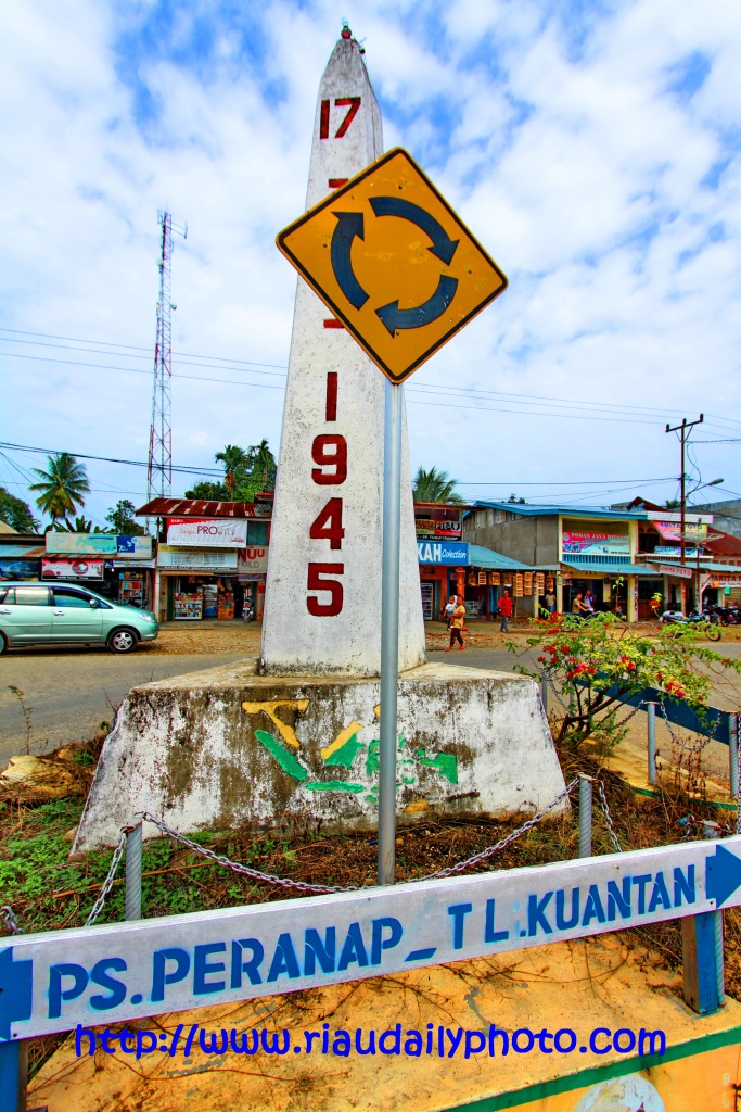 SIMPANG TUGU PERANAP | RIAU DAILY PHOTO