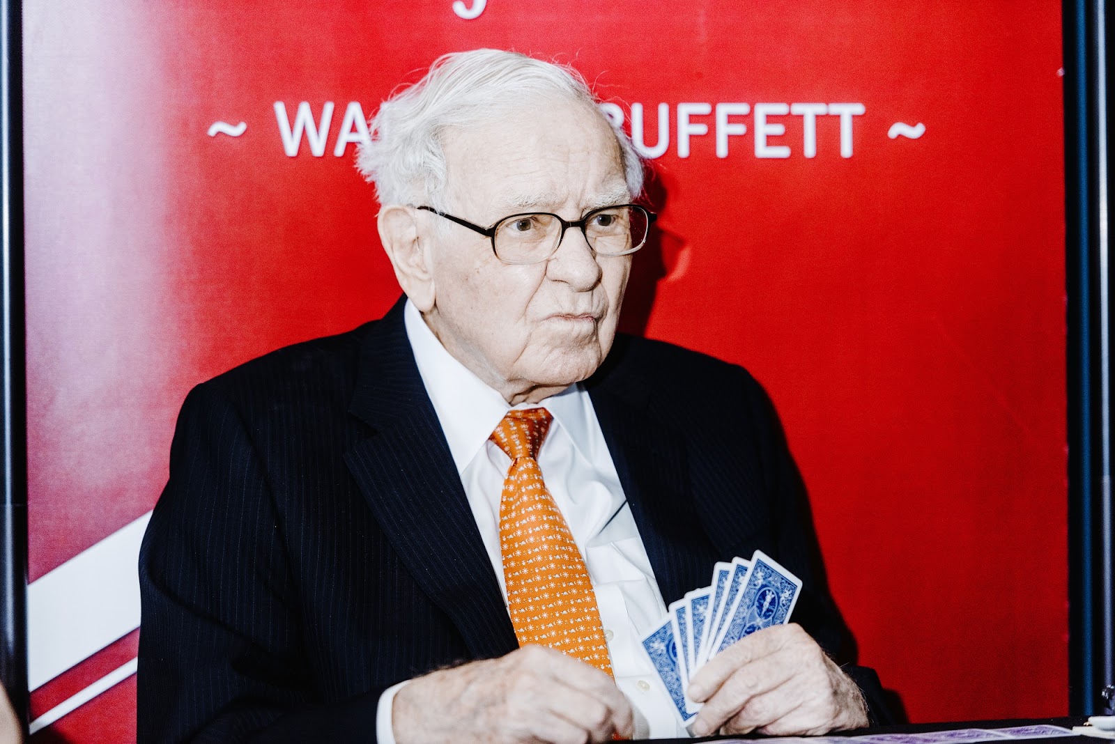 EconomicPolicyJournal.com: Warren Buffett Buys Shares in Major Gold ...